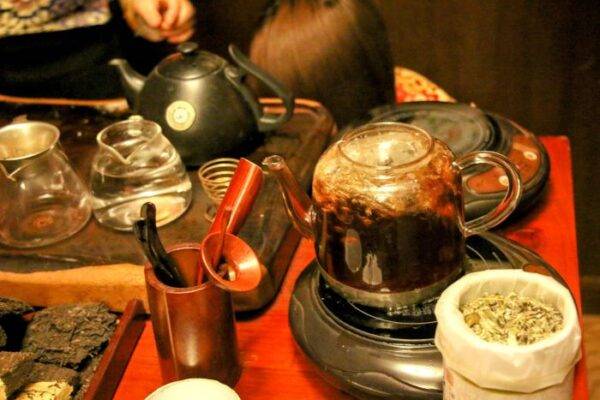 Kenali Jenis Teh Melalui Proses Pembuatan - Arenga Indonesia