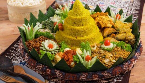 Cara Menyusun Menu Makanan yang Tepat - Arenga Indonesia